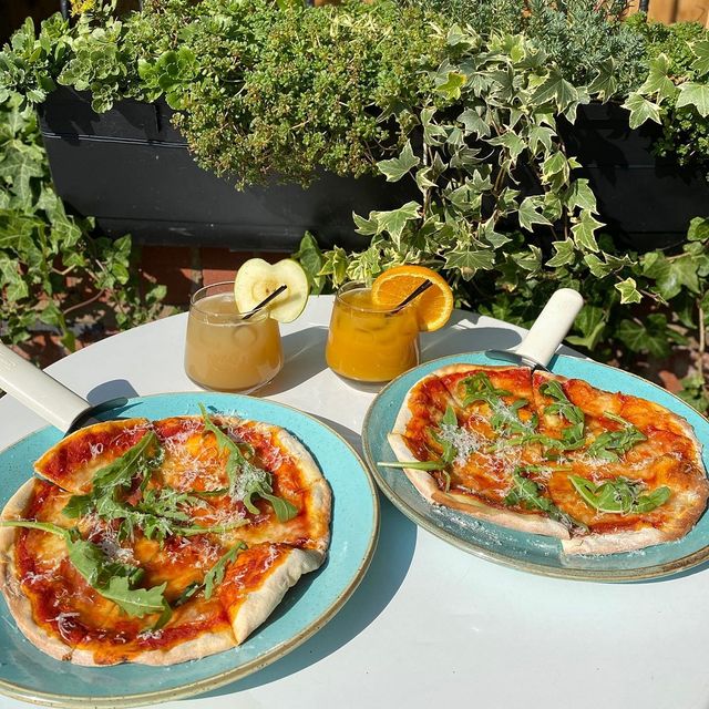 Oktogon - Updated 2025, Pizzeria in Solihull, West Midlands