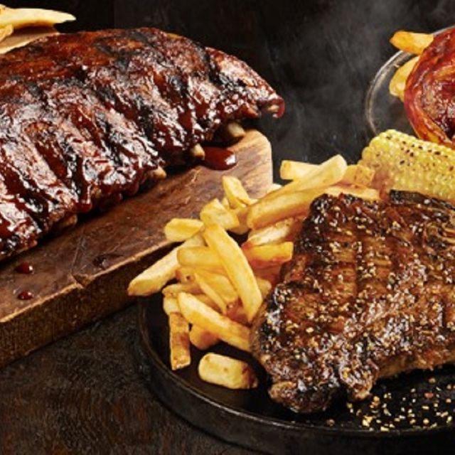 Chuck's Roadhouse Bar & Grill - Welland - Updated 2026, Steak ...