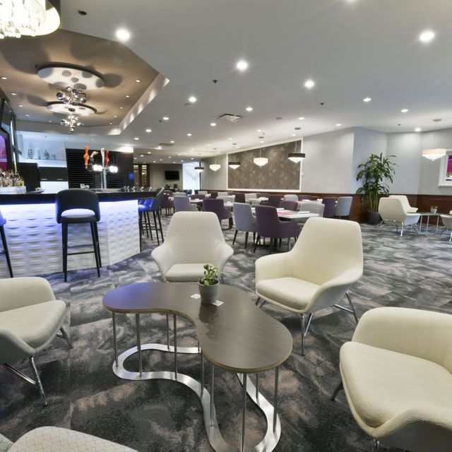 Le Quartz - Hilton Restaurant - Laval, QC | OpenTable