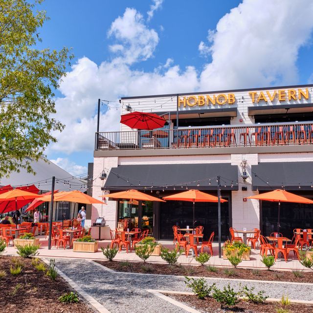 HOBNOB Neighborhood Tavern - Halcyon Restaurant - Alpharetta, GA ...