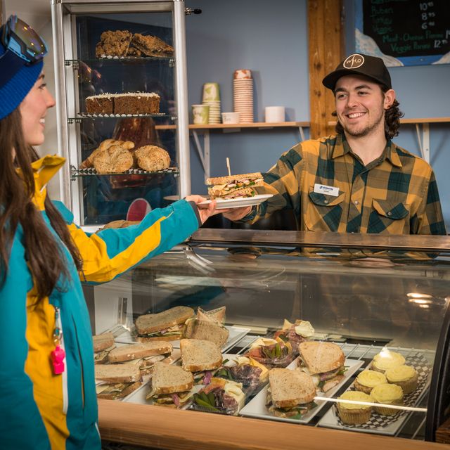 Restaurante Fresh Tracks Cafe Express - Nelson, , BC | OpenTable