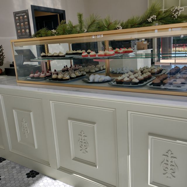 Abendigo's Cafe and Cupcakes - Updated 2025, Modern Southern American ...