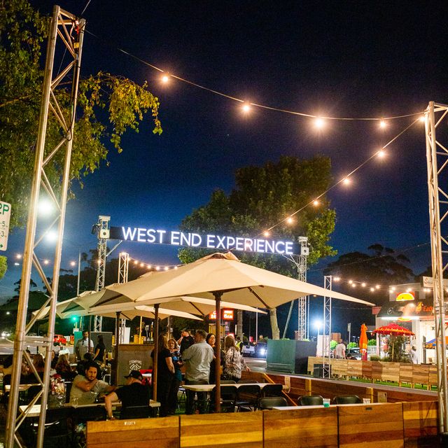 The Bridge Hotel Werribee-West End Experience Restaurant - Werribee ...
