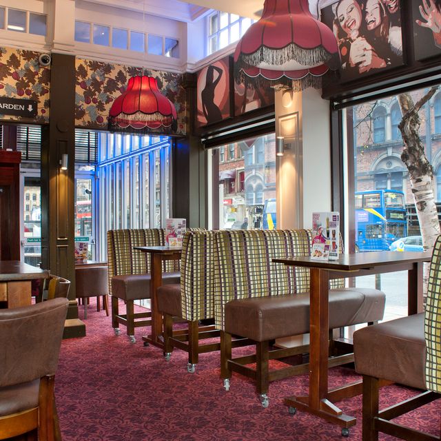 Yates Manchester Restaurant - Manchester, Manchester | OpenTable