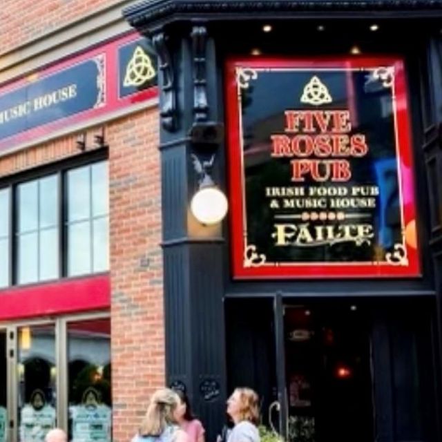 Five Roses Pub - Updated 2024, Pub in Rosemont, IL