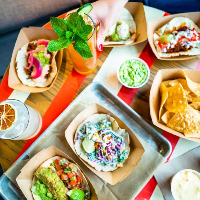 Bar Moxy Restaurant - Chicago, IL | OpenTable