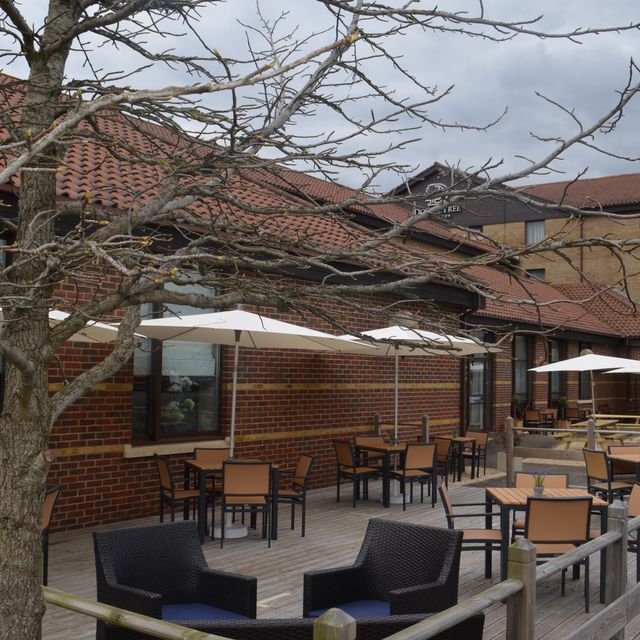 Restaurante The 14Twelve Brassiere and Bar @ DoubleTree by Hilton Hotel ...