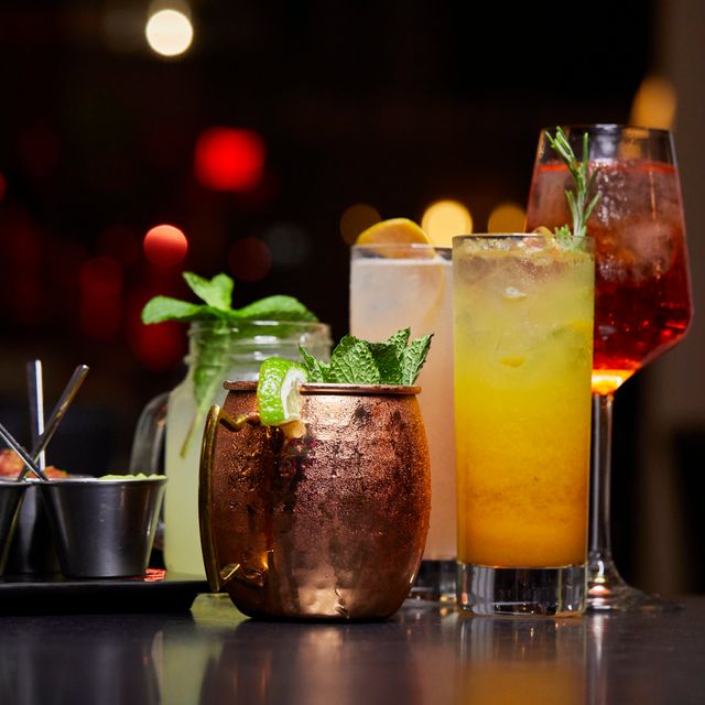 Fashion Bar & Restaurant - Updated 2025, Cocktail Bar in New York, NY