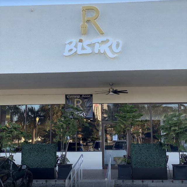 R bistro - Updated 2024, Mediterranean Restaurant in Hallandale Beach, FL
