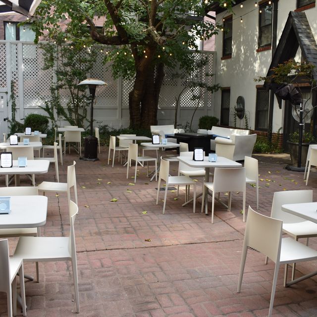 Seven - Seven Gables Inn Restaurant - St. Louis, MO | OpenTable