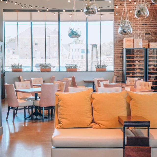 Jonathan's the Rub at Memorial Green - Updated 2024, American ...