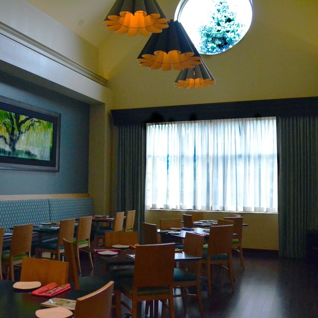 Siam Marina - Updated 2025, Asian Restaurant in Tinley Park, IL
