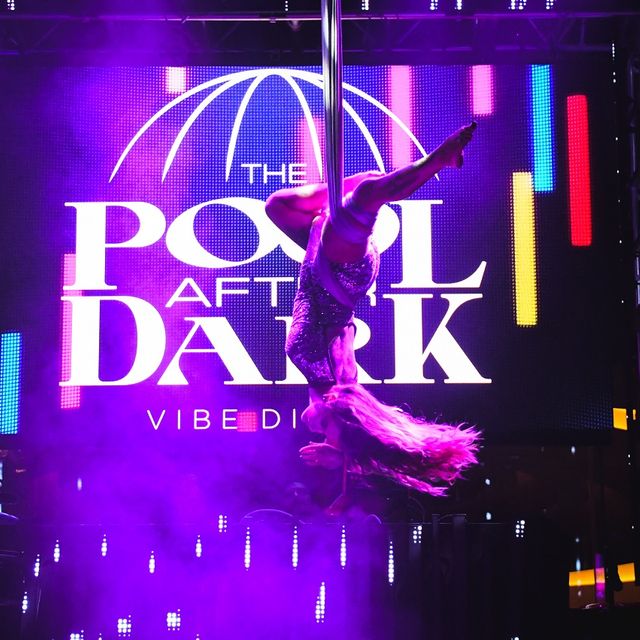 Pool After Dark - Harrah's Atlantic City Restaurant - Atlantic City, NJ ...