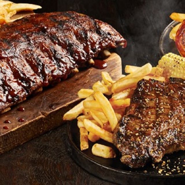 Chuck's Roadhouse Bar & Grill - Grand Bend - Updated 2026, Steak ...