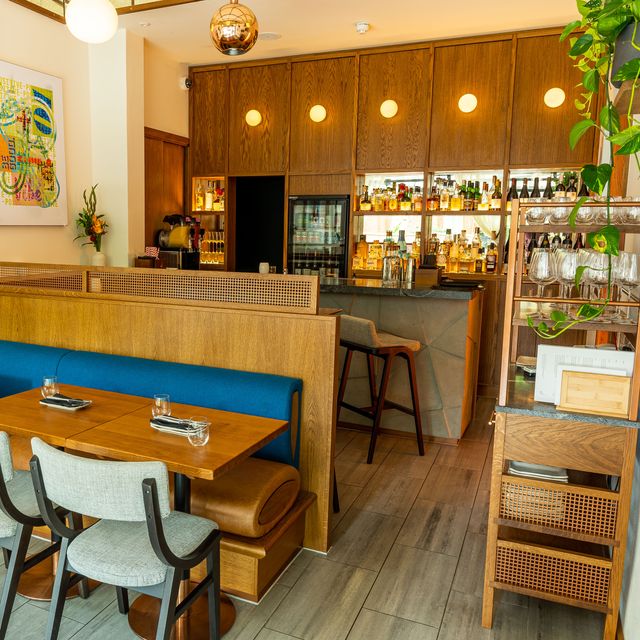 Publiq. Restaurant - London | OpenTable