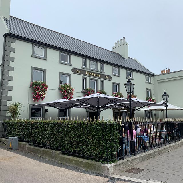 Restaurante The Queens Bar and Restaurant Dalkey - Actualizado en 2023 ...