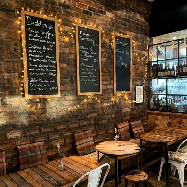 Restaurante Makars Gourmet Mash Bar - Edinburgh - Edinburgh, | OpenTable