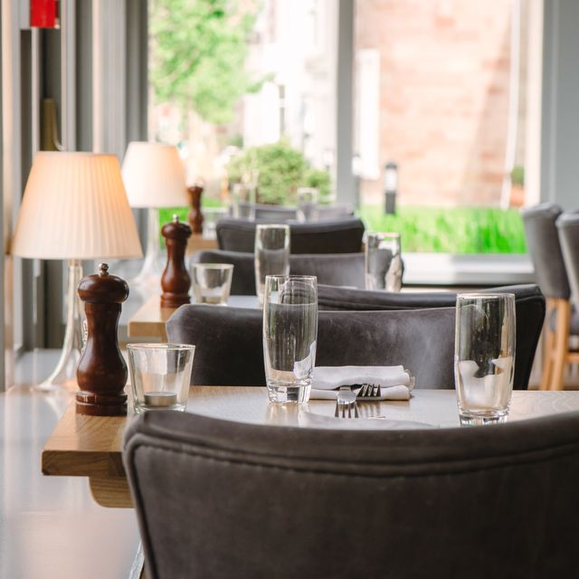 Restaurante Waterside Restaurant at Glen Mhor Hotel - Inverness ...