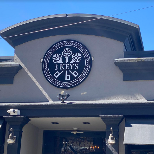 3 Keys Restaurant & The Georgetown Tavern - Updated 2025, American ...