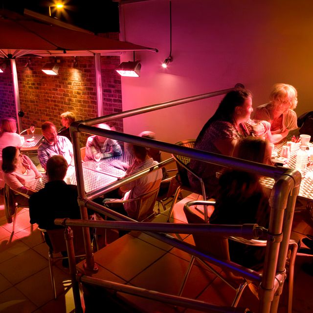 Restaurante Zari Restaurant & Lounge - Crawley, , West Sussex | OpenTable