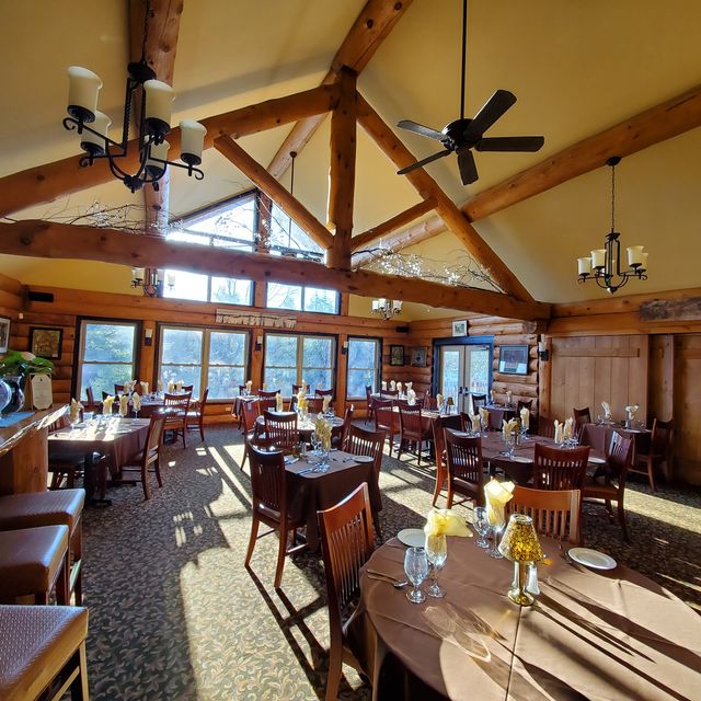 Log Cabin Inn - Updated 2025, Market Cuisine Restaurant in Parry Sound, ON