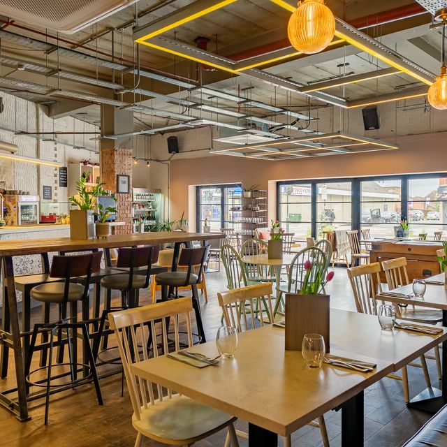 SW16 Bar & Kitchen - Updated 2024, Bistro in London, England