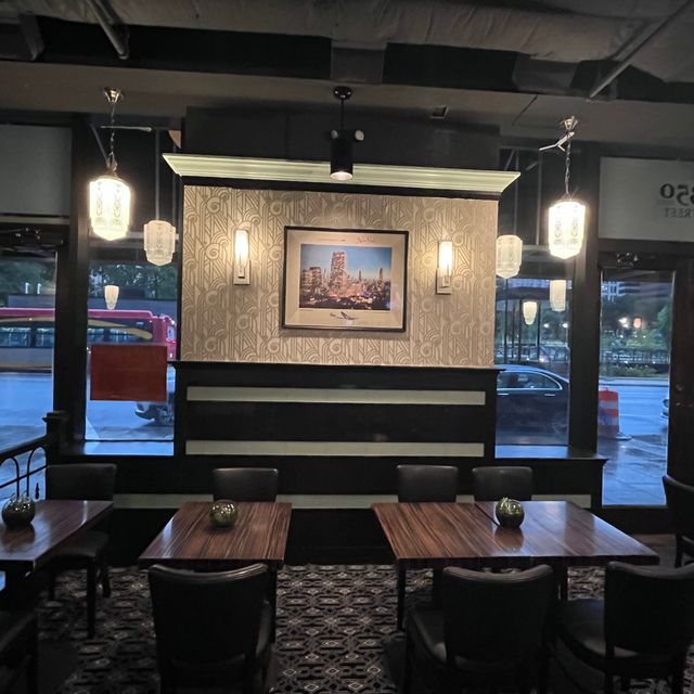 Restaurante Brennan's Bar - Washington, , DC | OpenTable