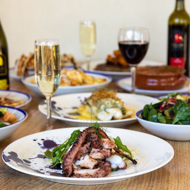 Eleni’s Restaurant - Updated 2025, Greek Restaurant in Renmark South, AU-SA