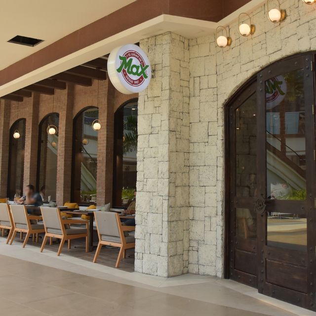 El Lugar de Max - Updated 2024, Regional Mexican Restaurant in Ciudad ...