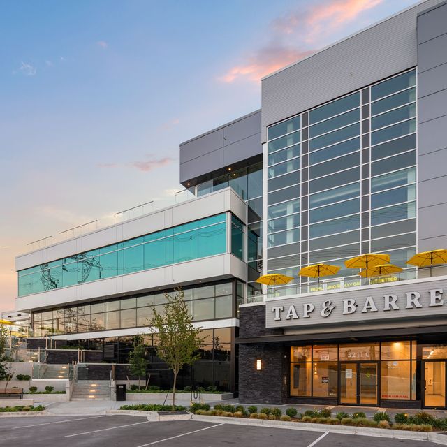 Tap & Barrel • South Surrey Restaurant - Surrey, BC | OpenTable