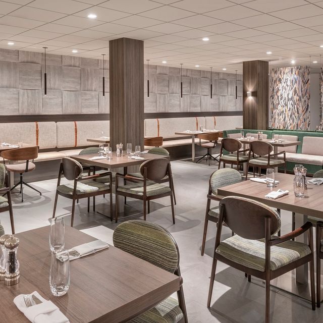 Oak 1831 - Four Points by Sheraton Spartanburg Restaurant - Spartanburg ...