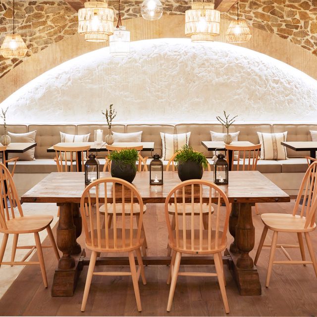 Taverna Greek Kitchen - Updated 2025, Greek Restaurant in Dubai, Dubai