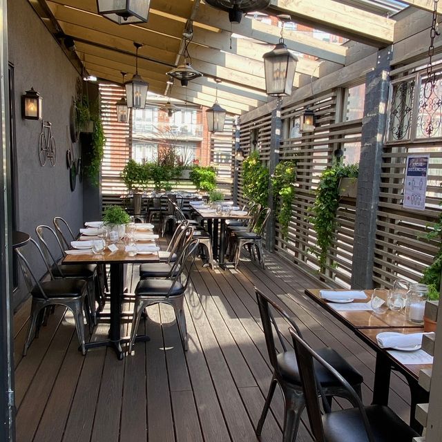 Restaurante Tutto Pronto - Toronto, ON | OpenTable