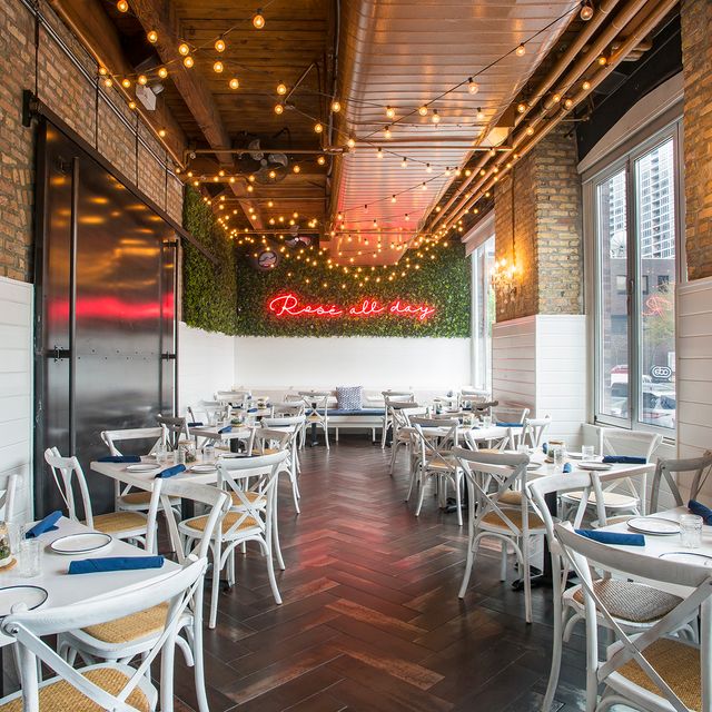 The Hampton Social - River North Restaurant - Chicago, IL | OpenTable
