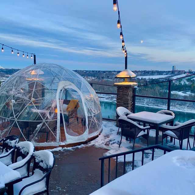 Riverside Bistro - Courtyard by Marriott Edmonton Restaurant - Edmonton ...