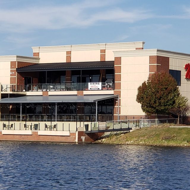 Moretti's Ristorante & Pizzeria - Elgin Restaurant - Elgin, IL | Book ...