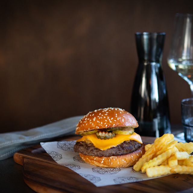 Brüger - Actualizado en 2025, restaurante de Hamburguesas en Footscray ...