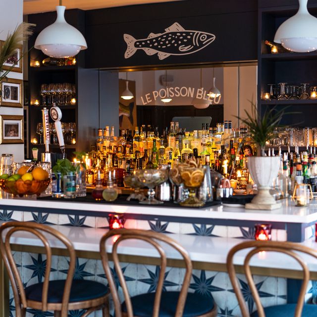 Le Poisson Bleu - Updated 2025, Seafood Restaurant in Ottawa, ON