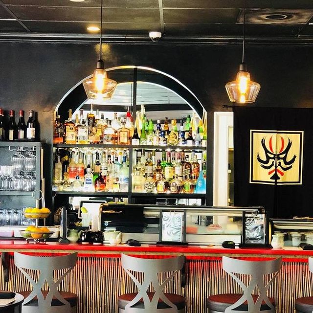 Red Bar Sushi & Best Thai Kitchen - Middleburg Restaurant - Middleburg ...