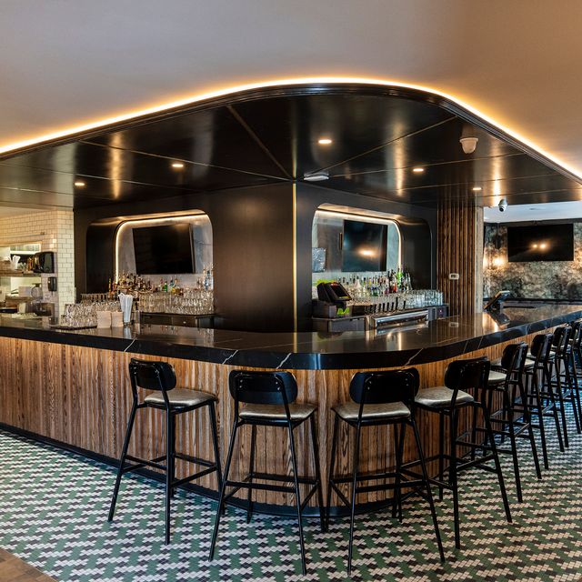 Restaurante Townhall Langley - Langley, BC | OpenTable