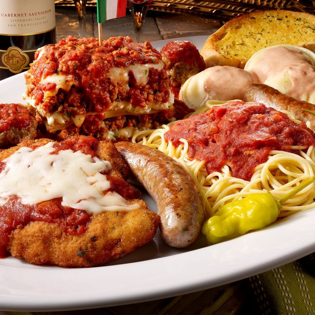 Spaghetti Warehouse - Syracuse Restaurant - Syracuse, NY | OpenTable