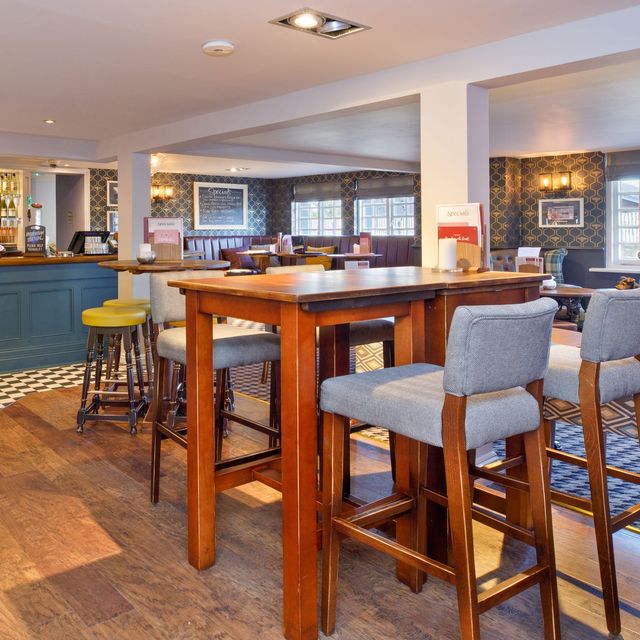 Horns Inn Ferndown Restaurant - Ferndown, Dorset | OpenTable