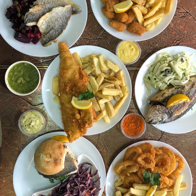 Moxies fish bar - Updated 2026, Seafood Restaurant in London