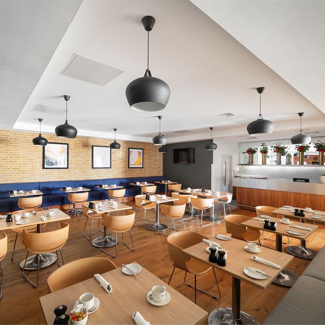 Le Café @ voco Reading Restaurant - Reading, Berkshire | OpenTable