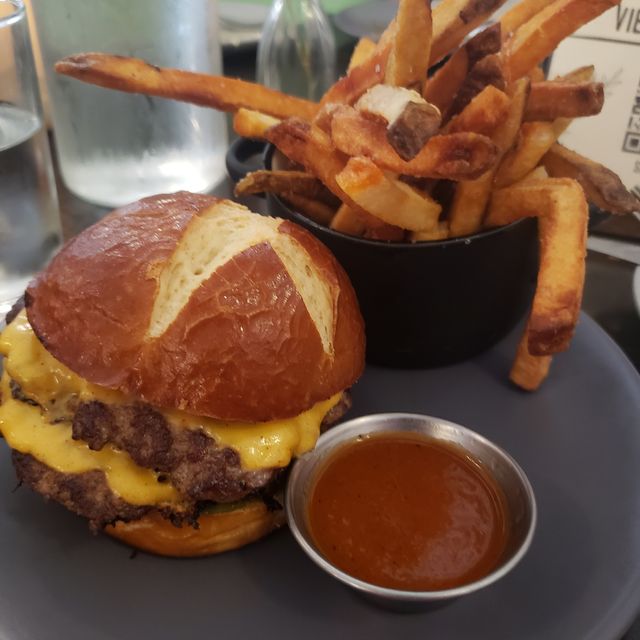 Fort 88 - Updated 2025, Gastro Pub in Upper Sandusky, OH