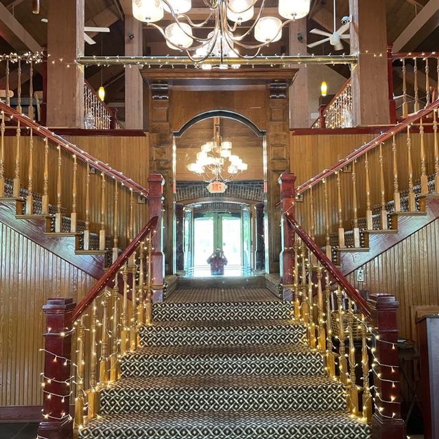 Moya's American Kitchen - Updated 2024, American Restaurant in ...