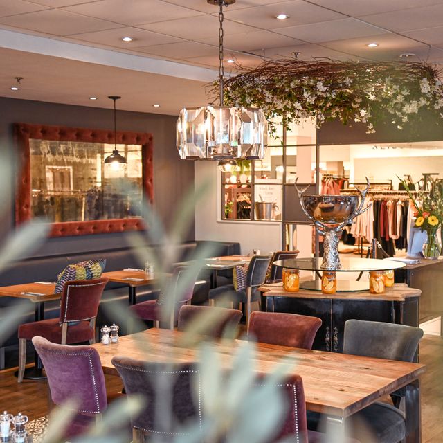 Benji's Restaurant at Jarrolds - Updated 2024, British Restaurant in ...