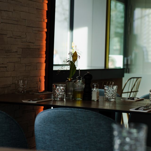 Portun BISTRO - Updated 2025, Café in München, BY