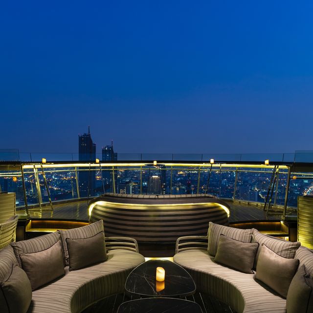 Alfresco 64 Bar – Tower Club at lebua State Tower Restaurant - Bang Rak ...