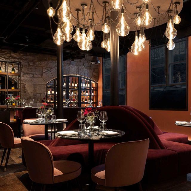 Commons Club Bar & Restaurant - 1 Victoria Street, Edinburgh | OpenTable